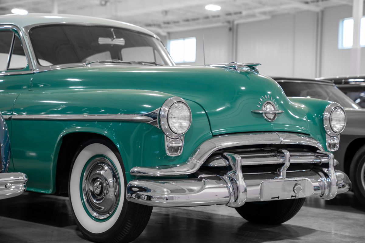 1952 Oldsmobile 98 Series Deluxe Sedan | Savoy Automobile Museum